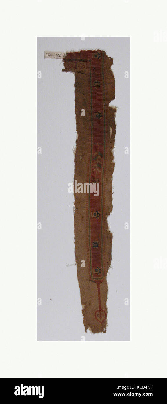 Fragment of a Tunic, 4th–5th century, Attributed to Egypt, Linen, wool ...