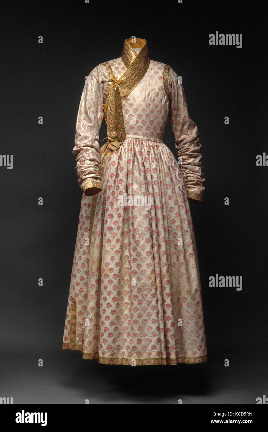 Man's Robe (Jama) with Poppies, 17th century, Attributed to India ...