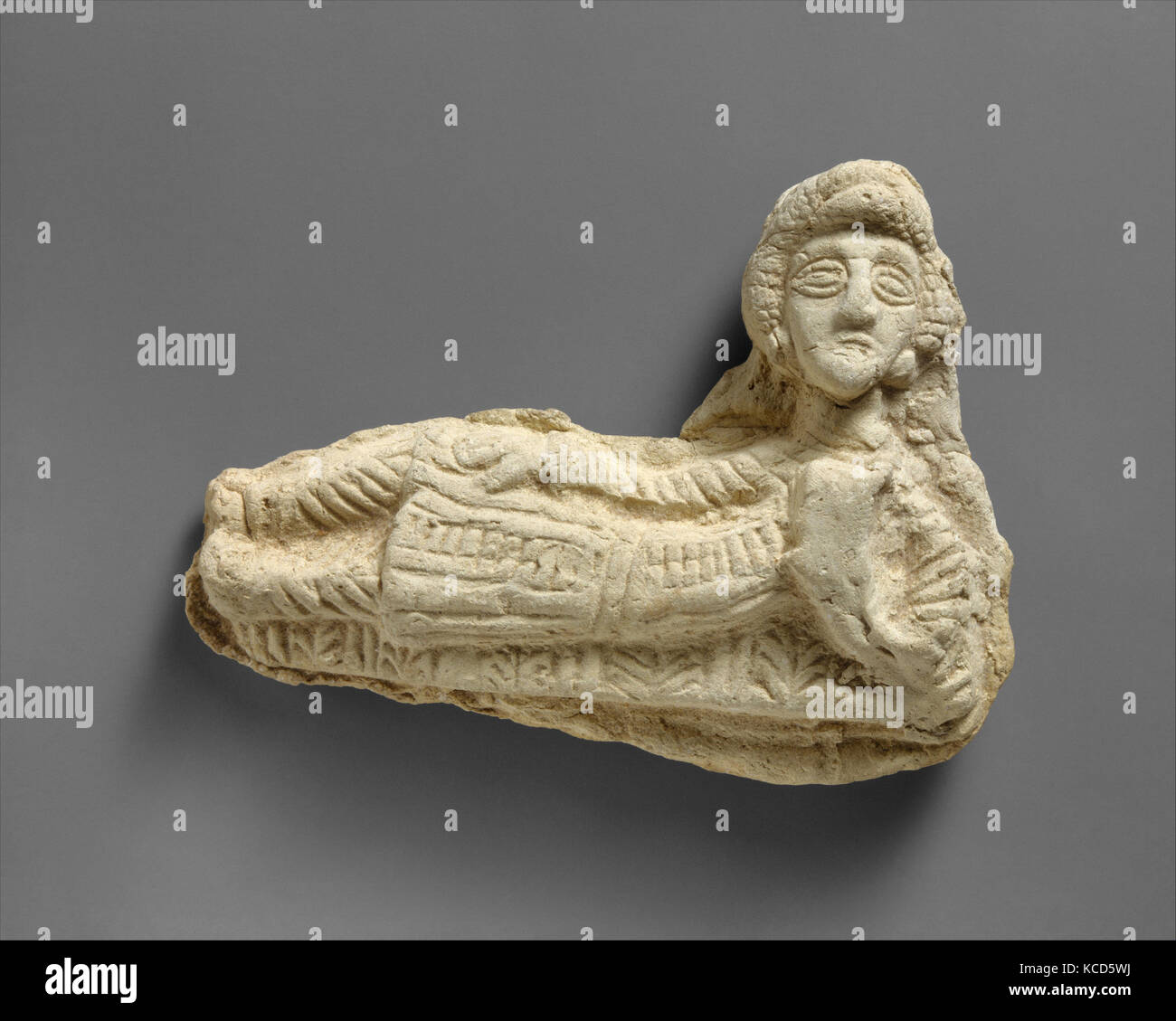 Reclining male figure hi-res stock photography and images - Alamy