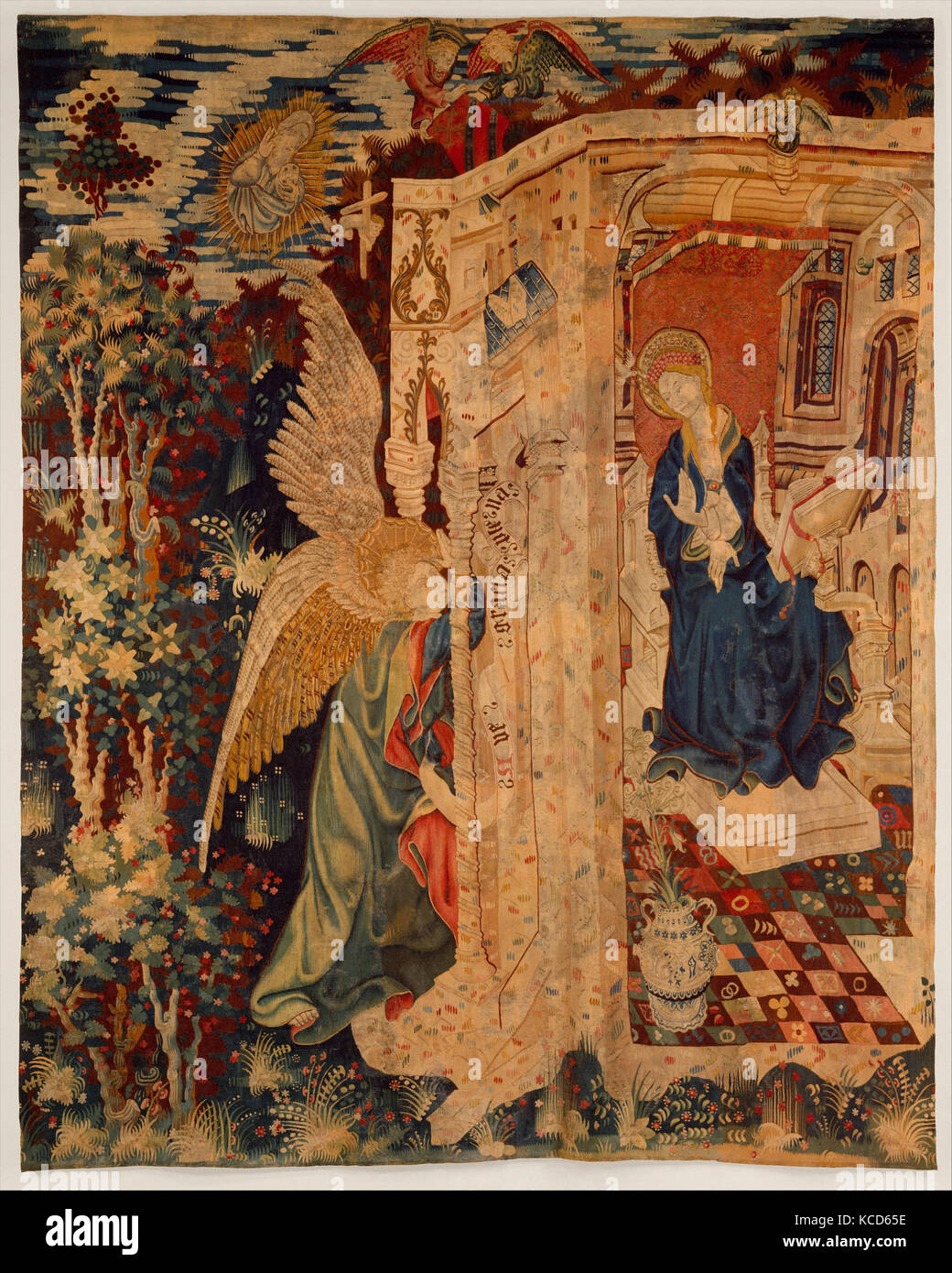 Virgin mary tapestry hi-res stock photography and images - Alamy