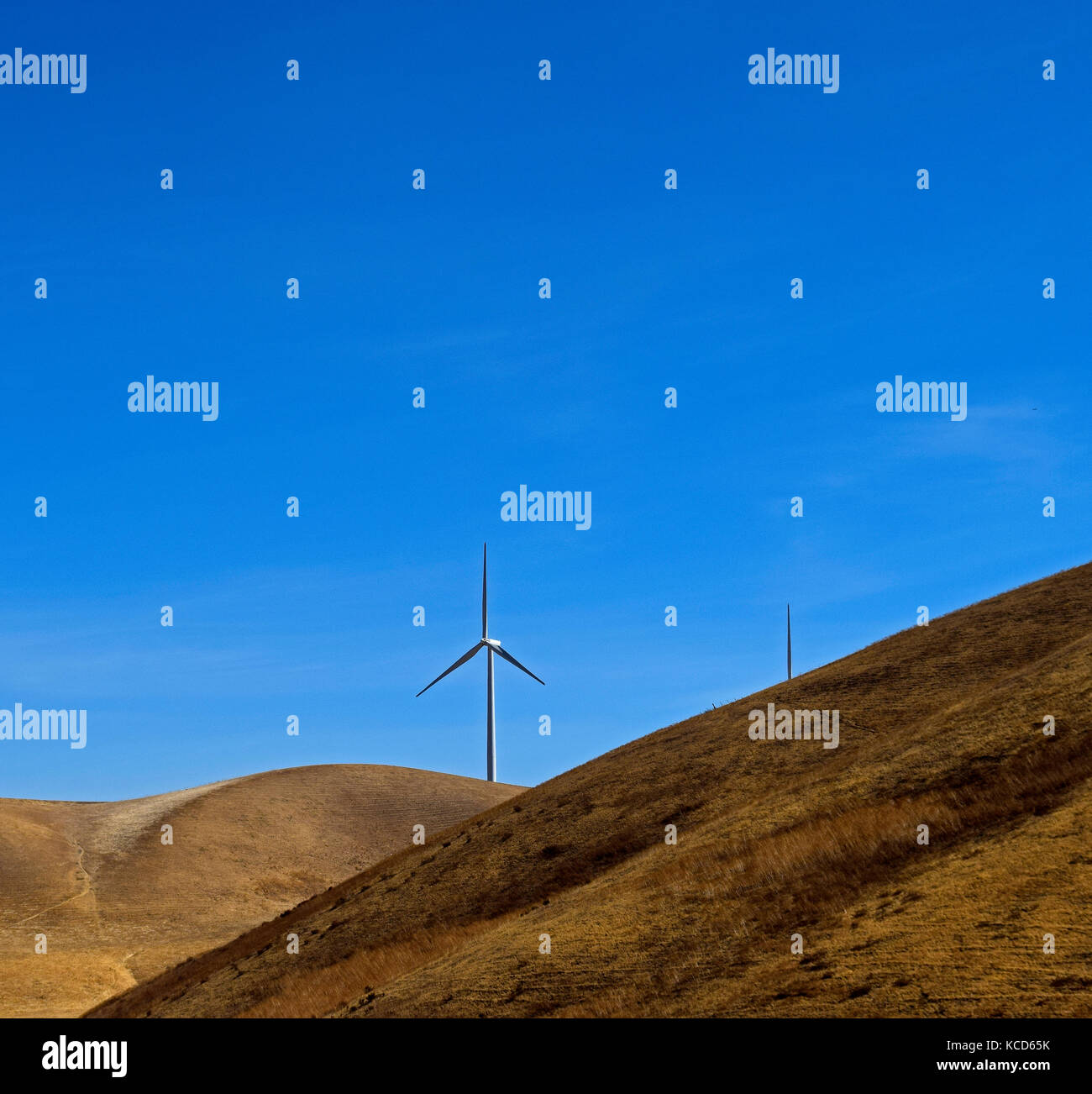 Golden hills wind farm california hi-res stock photography and images ...