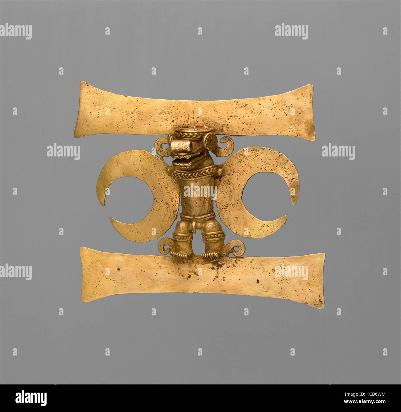 Masked Figure Pendant, 11th–16th century, Panama, Veraguas, Gold, H. 4 ...