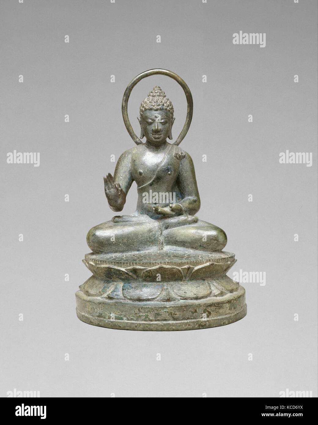 Seated transcendent buddha vairochana hi-res stock photography and ...