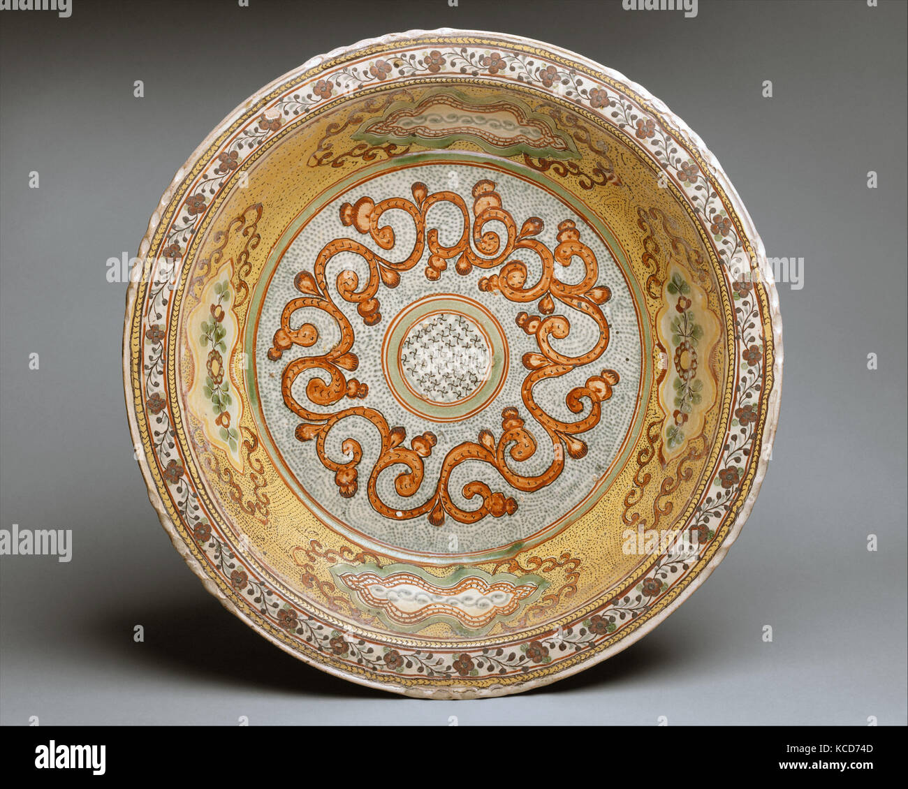Polychrome scroll motif hi-res stock photography and images - Alamy