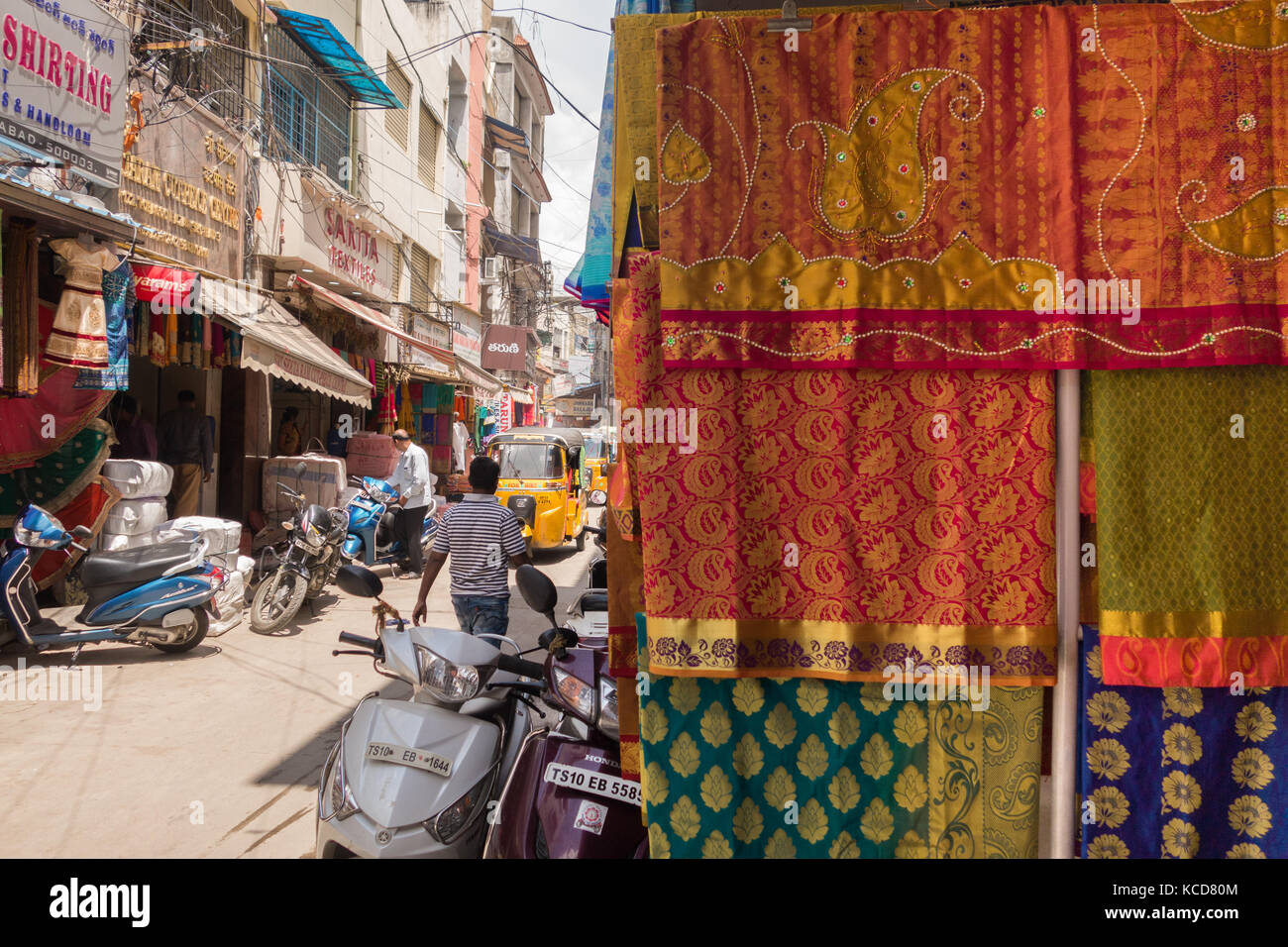 Tobacco Street - Wholesale and Retail textile shops in Secunderabad ...
