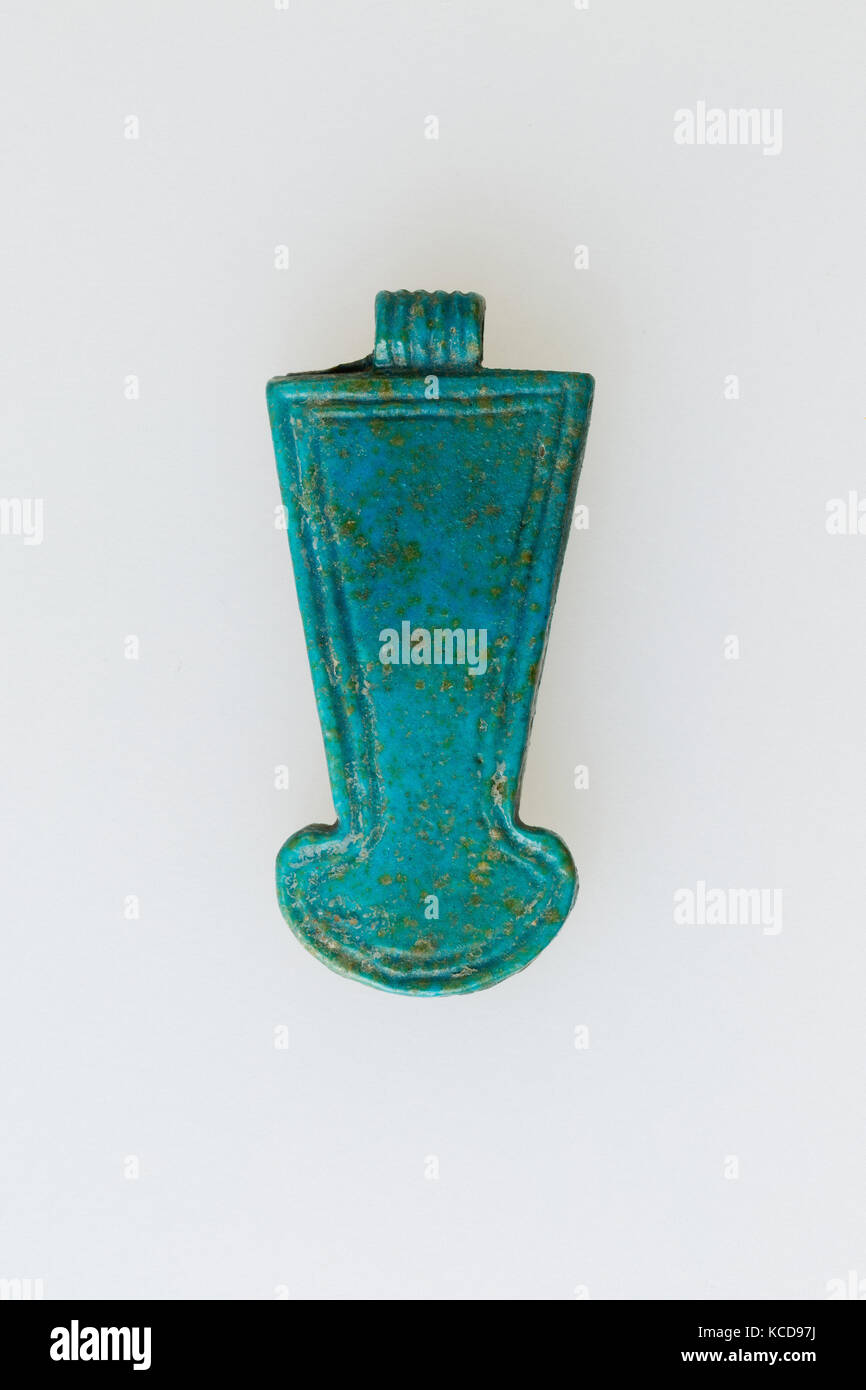 Menit amulet hi-res stock photography and images - Alamy