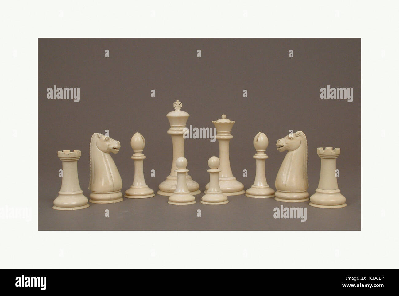 Chessmen (32), 1853, British, Ivory, King: each, H. 5 1/4 in. (13.3 cm ...
