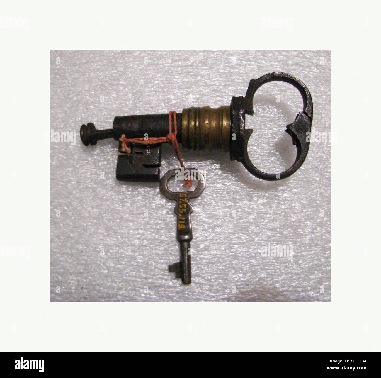 Key padlock, probably 18th century, probably German, Lock: iron, brass ...