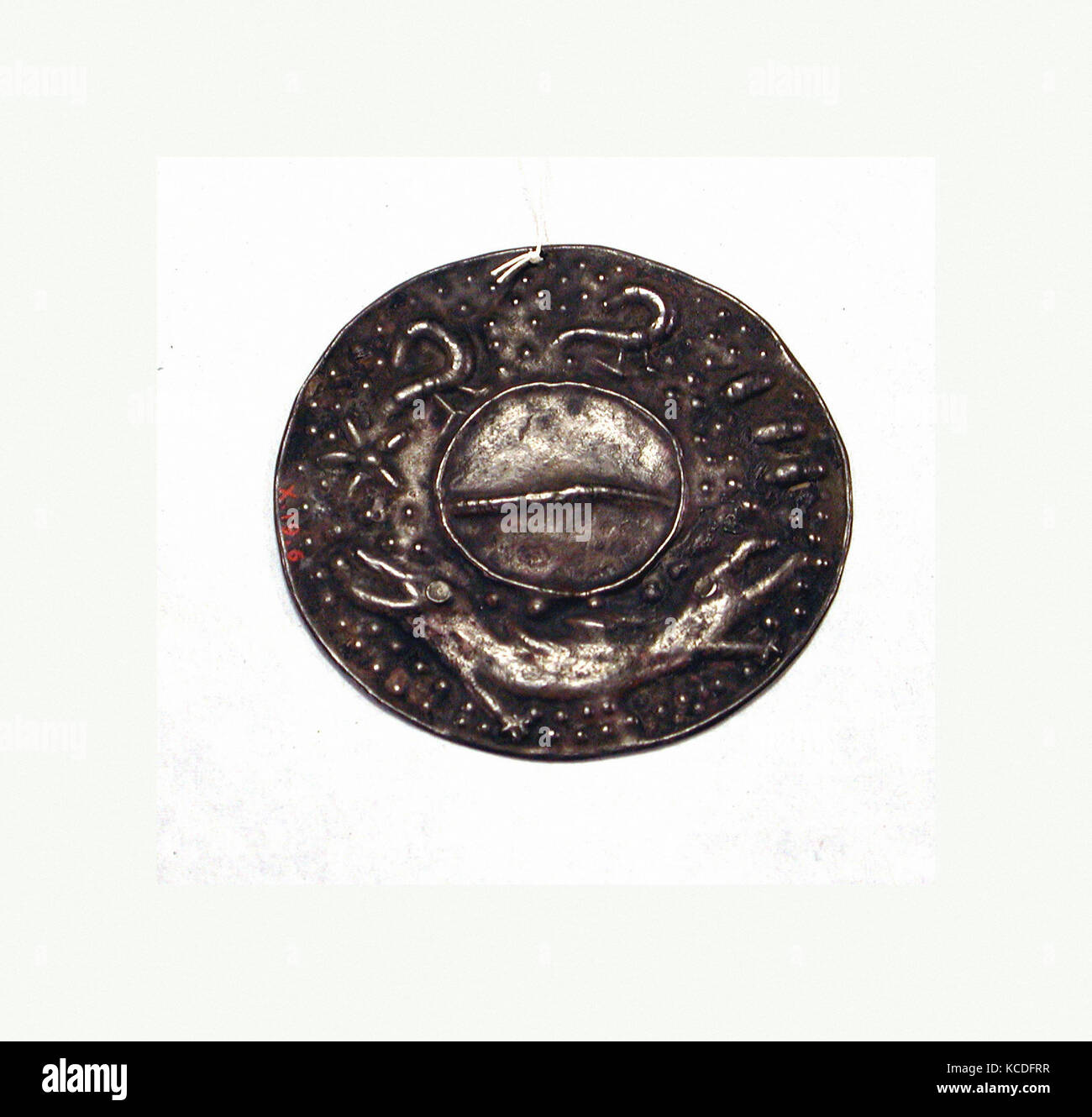 Silver disk hi-res stock photography and images - Alamy