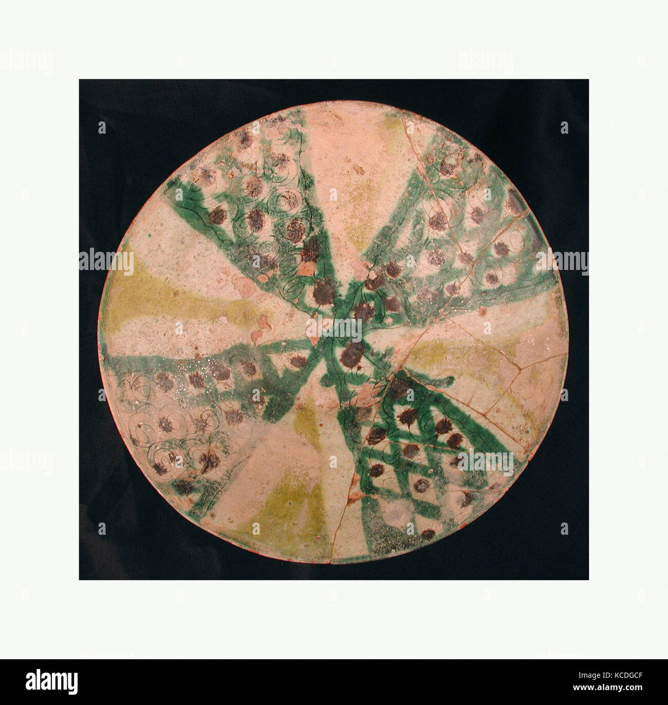 Bowl, late 8th–first half 9th century, Excavated in Iran, Nishapur, Earthenware; underglaze ...