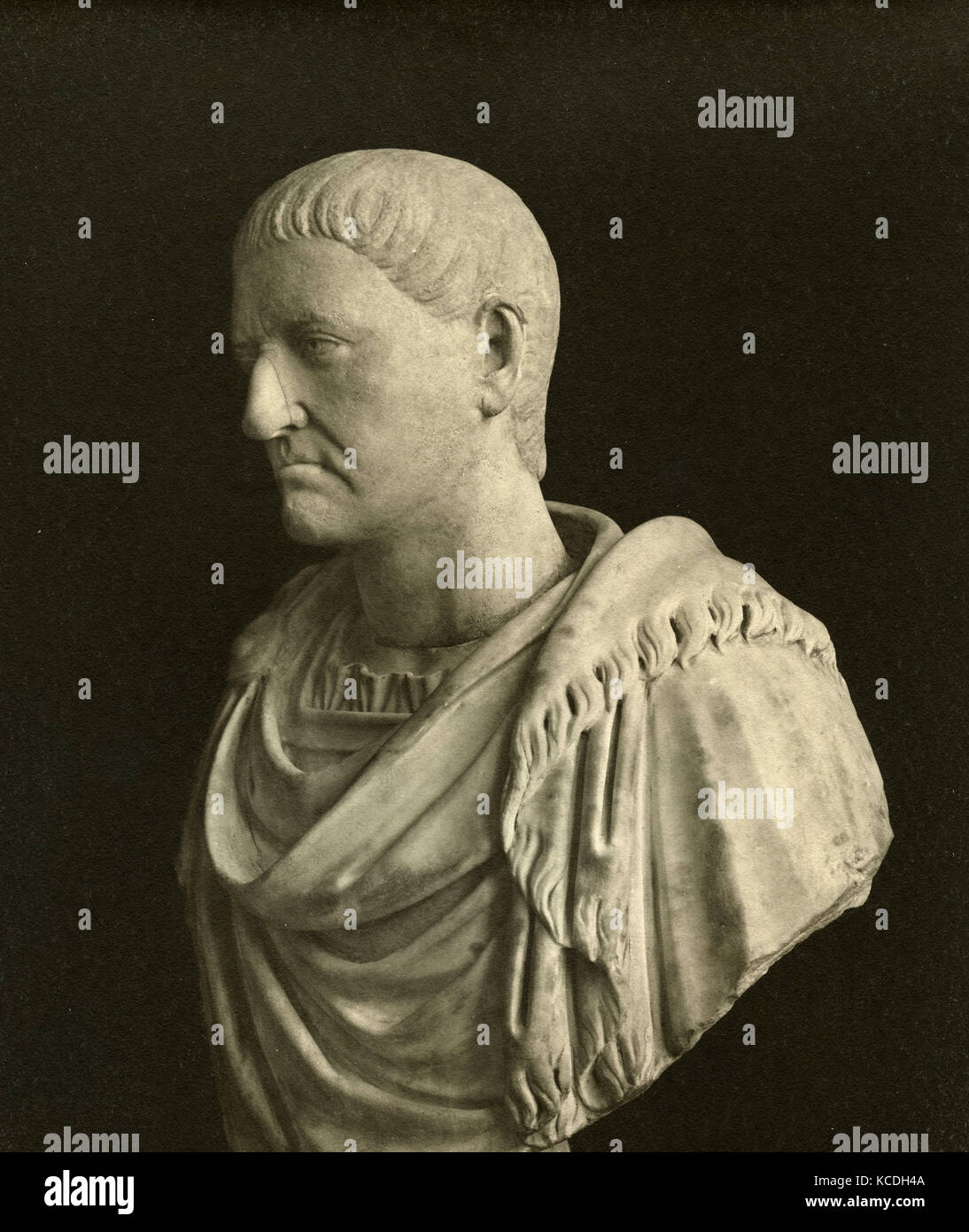 Galba hi-res stock photography and images - Alamy