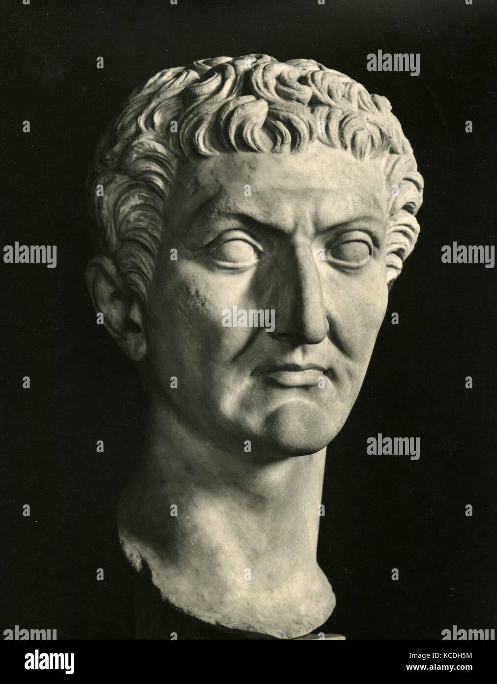 Nerva, head statue Stock Photo - Alamy