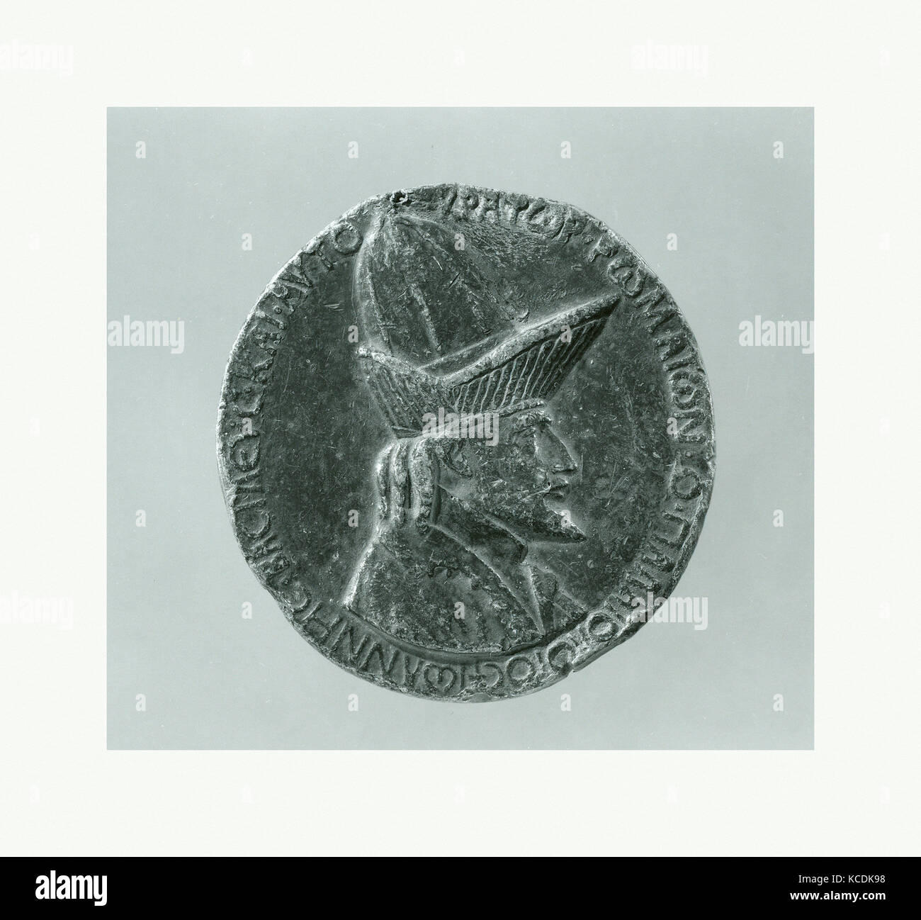 Medal: John VIII Palaeologus, Pisanello, model 1439 (possibly cast 17th ...