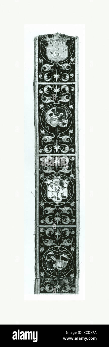 Orphrey bands hi-res stock photography and images - Alamy