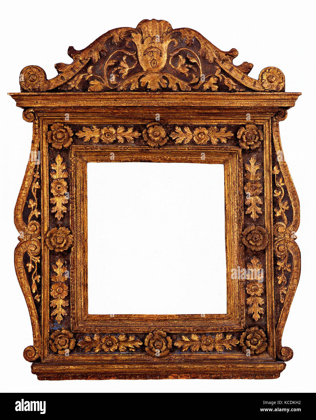 Cassetta-type frame, early 16th century, Veronese, Poplar. Carved, gilt ...