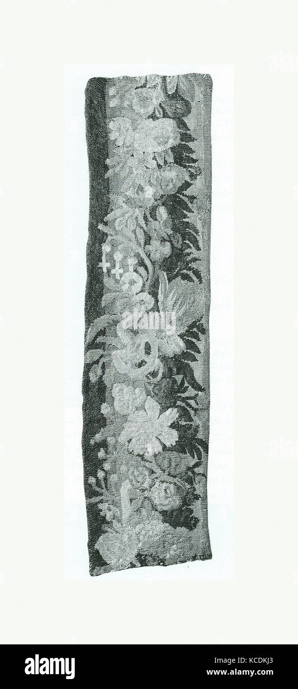 Two border fragments hi-res stock photography and images - Alamy