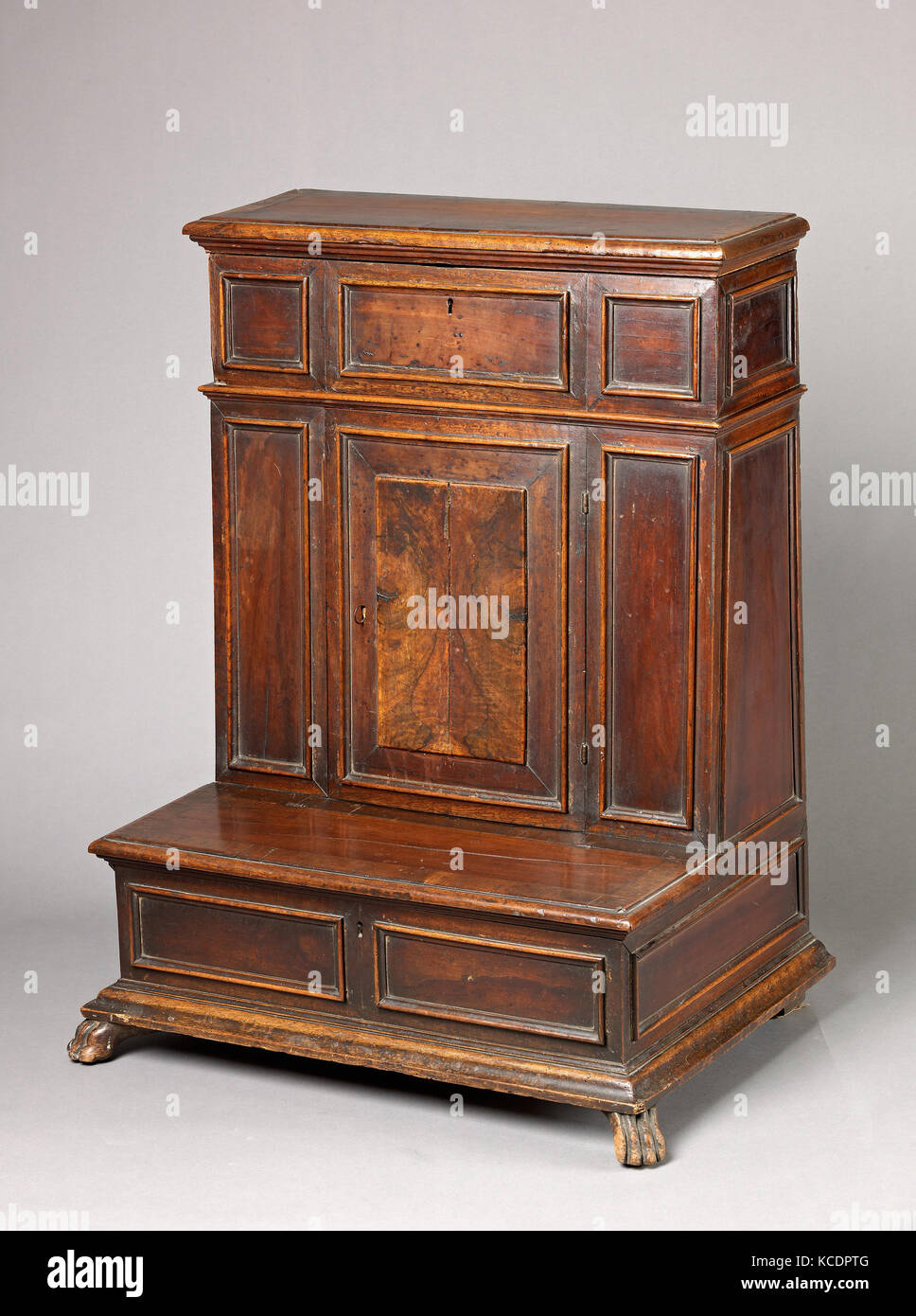 Prie Dieu (Prayer desk), late 19th century or early 20th century ...