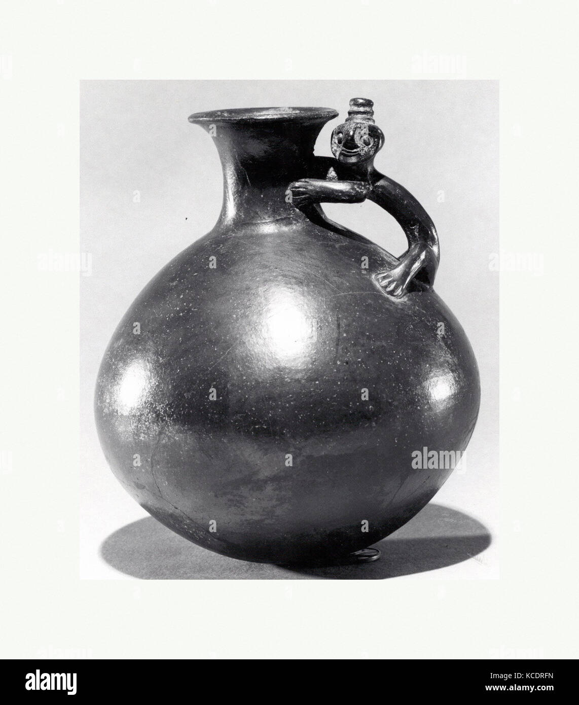 Inca ceramic hi-res stock photography and images - Alamy