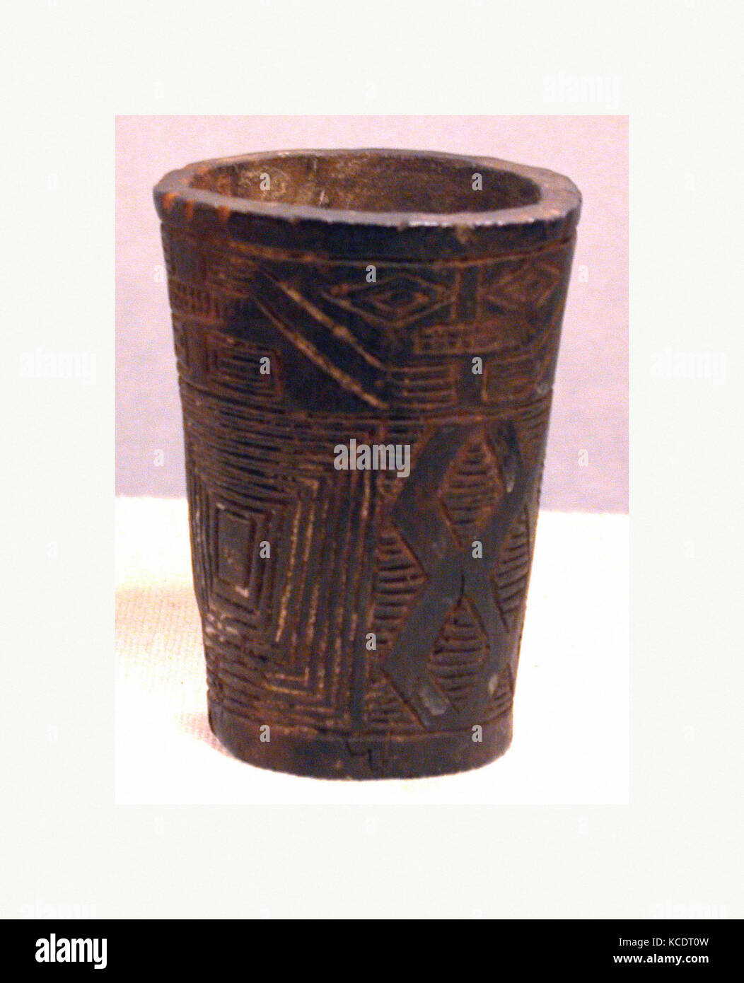 Kero, 15th–early 16th century, Peru, Inca, Wood, H. 3 3/8 in. (8.6 cm ...