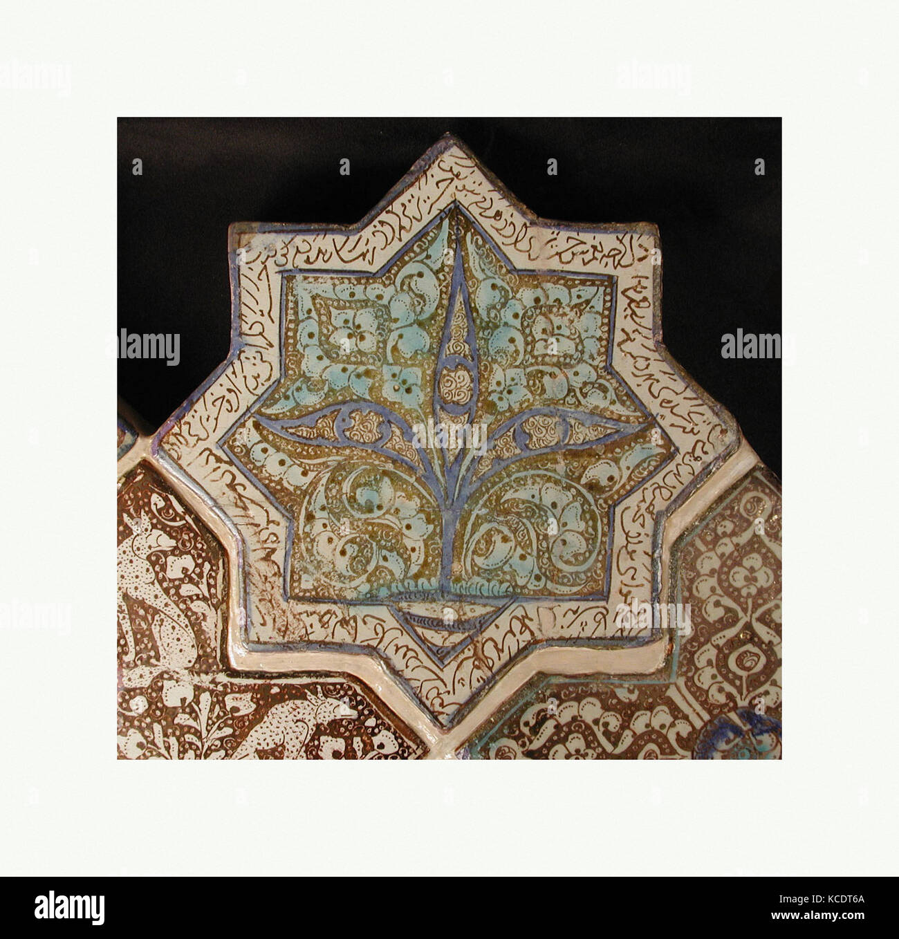 Eight pointed star shaped tile hi-res stock photography and images - Alamy