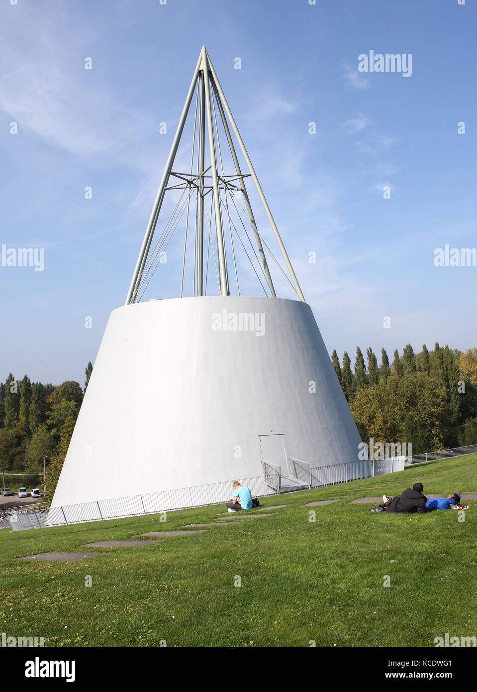 Cone on top of the Technical University of Delft Library, Delft ...