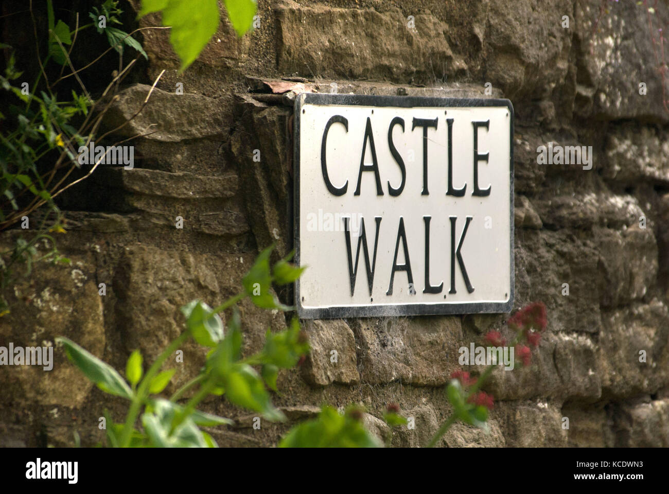 Richmond castle wall hi-res stock photography and images - Alamy