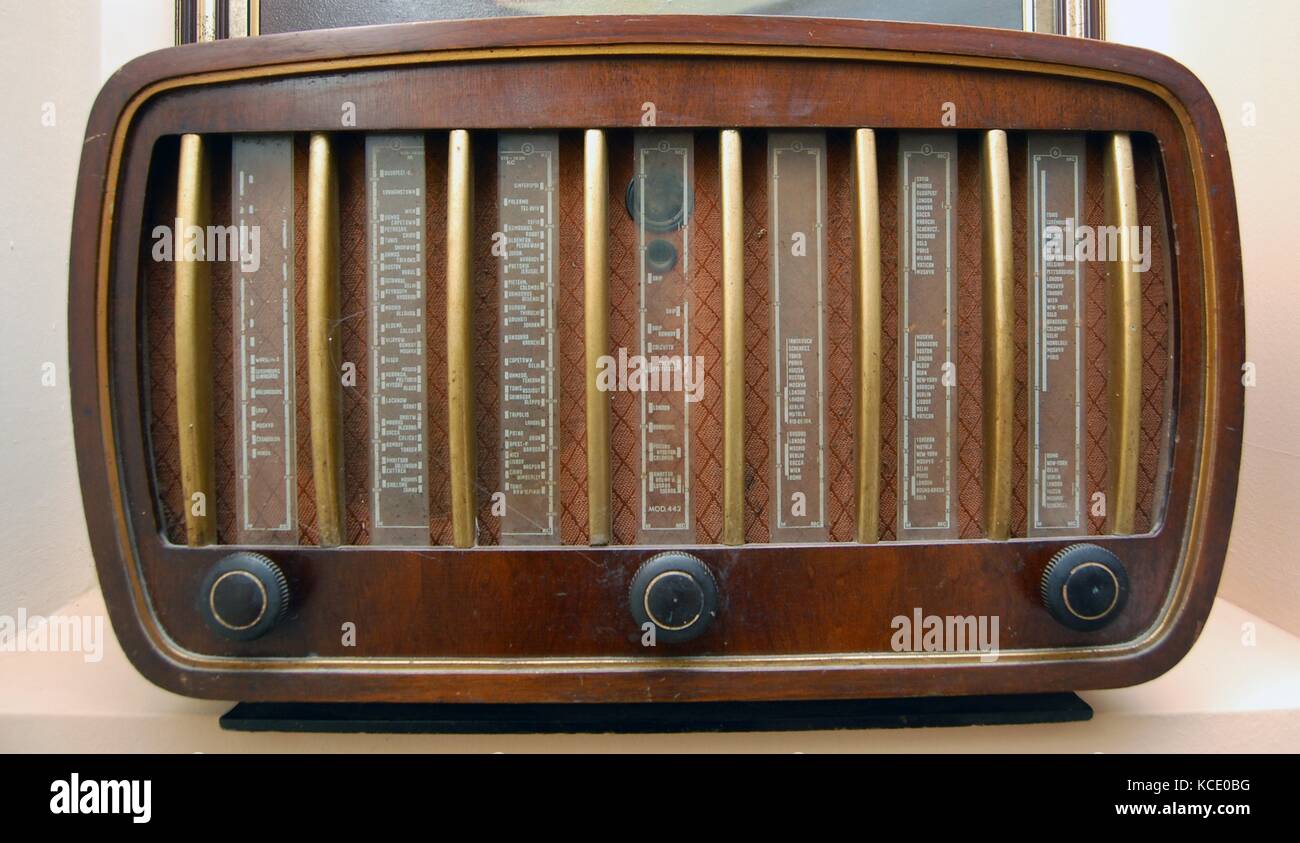 Vintage radio, picture of a Stock Photo - Alamy