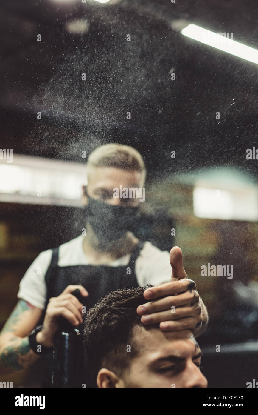 Professional grooming hi-res stock photography and images - Alamy