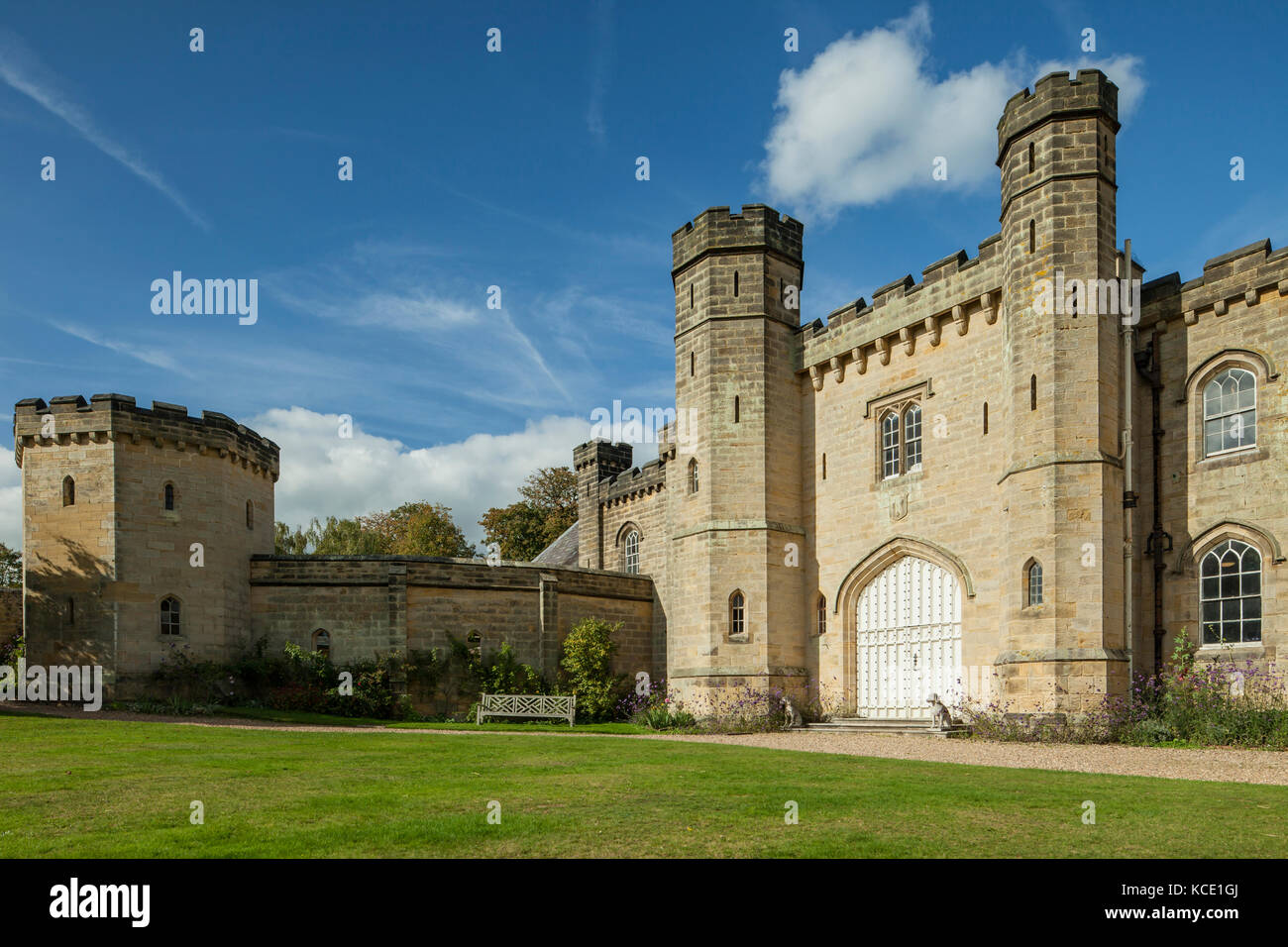 Chiddingstone castle hi-res stock photography and images - Alamy