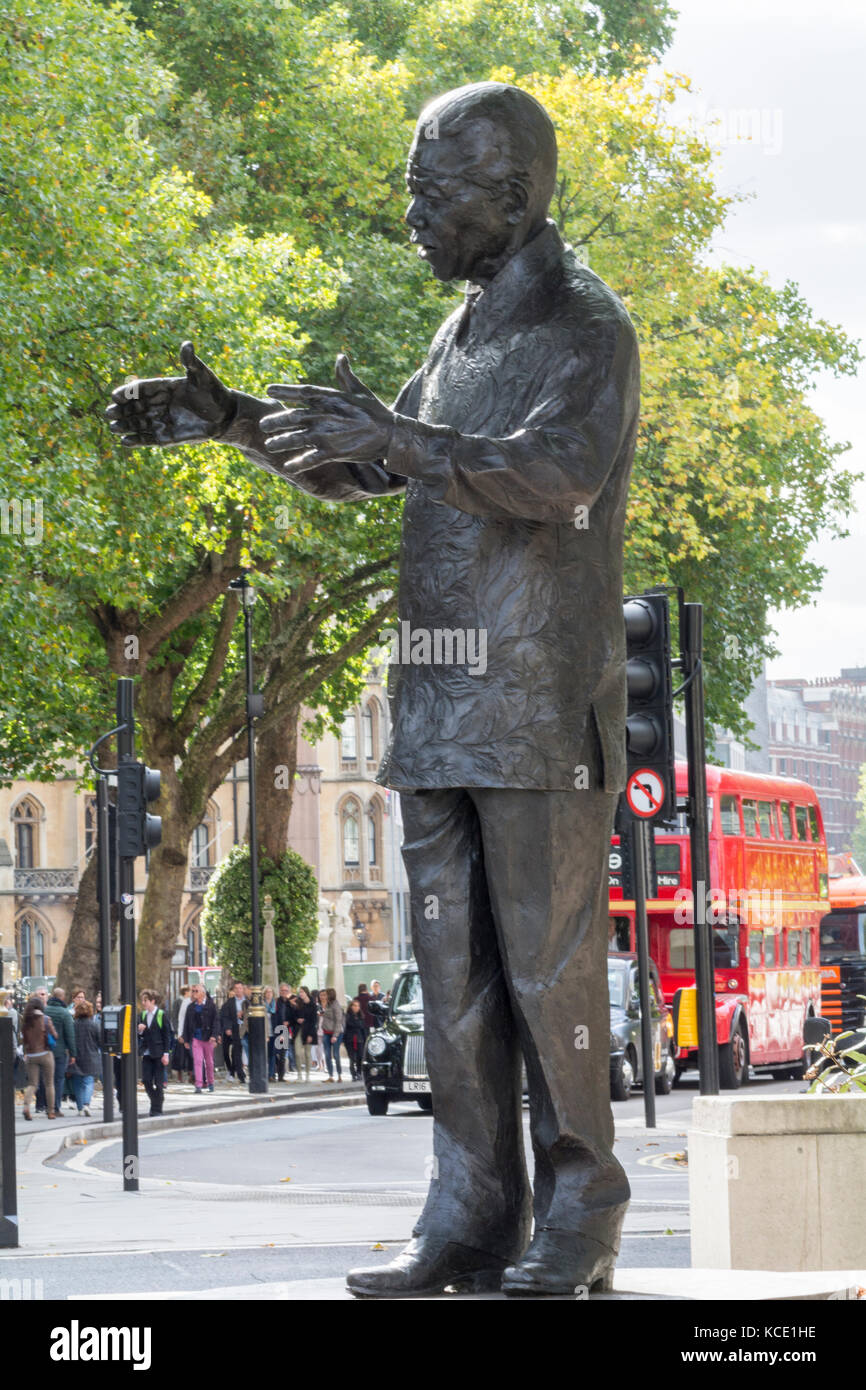President anc nelson mandela hi-res stock photography and images - Alamy