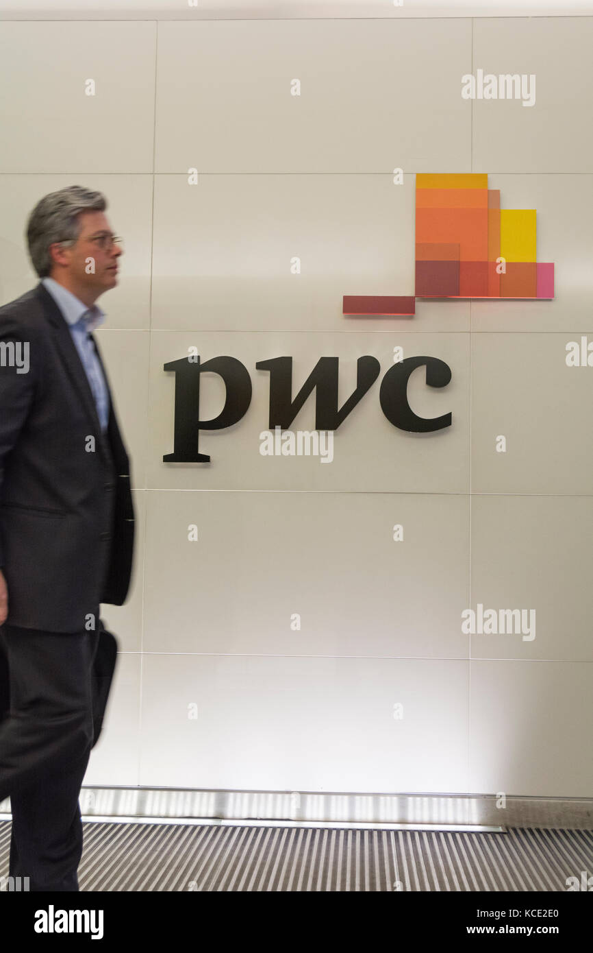 Pricewaterhousecoopers hi-res stock photography and images - Alamy