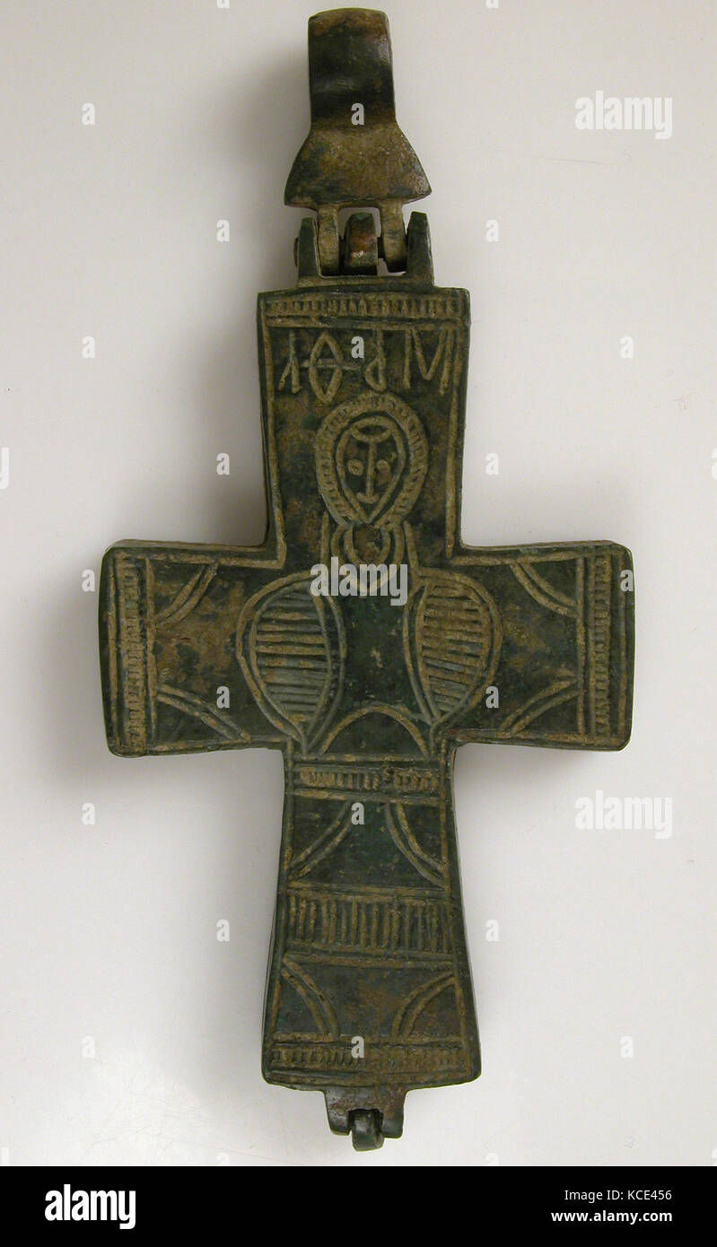 Reliquary cross hi-res stock photography and images - Alamy