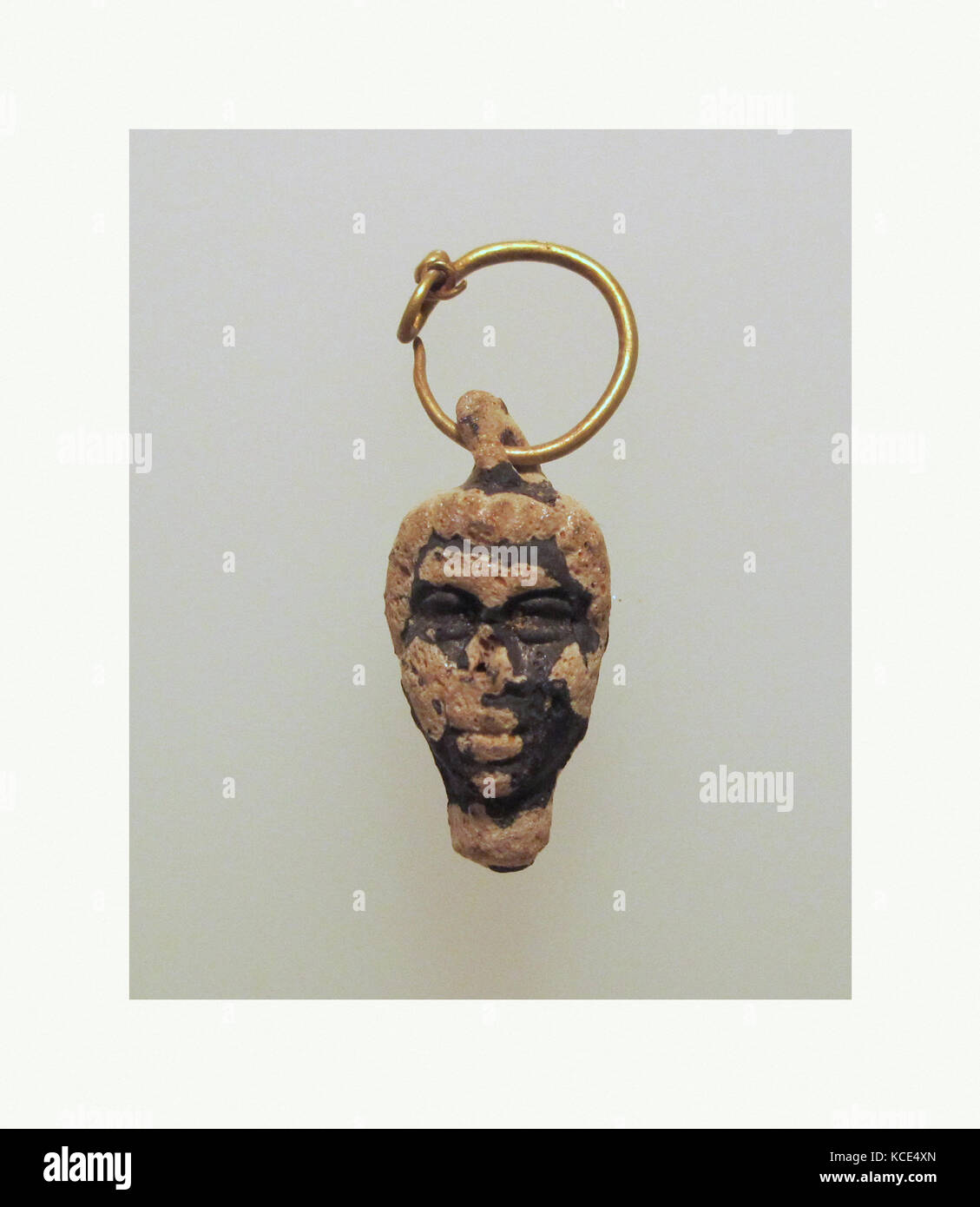 Negroid features hi-res stock photography and images - Alamy