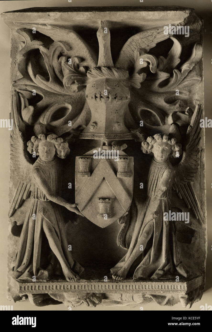 15th century coat of arms hi-res stock photography and images - Alamy