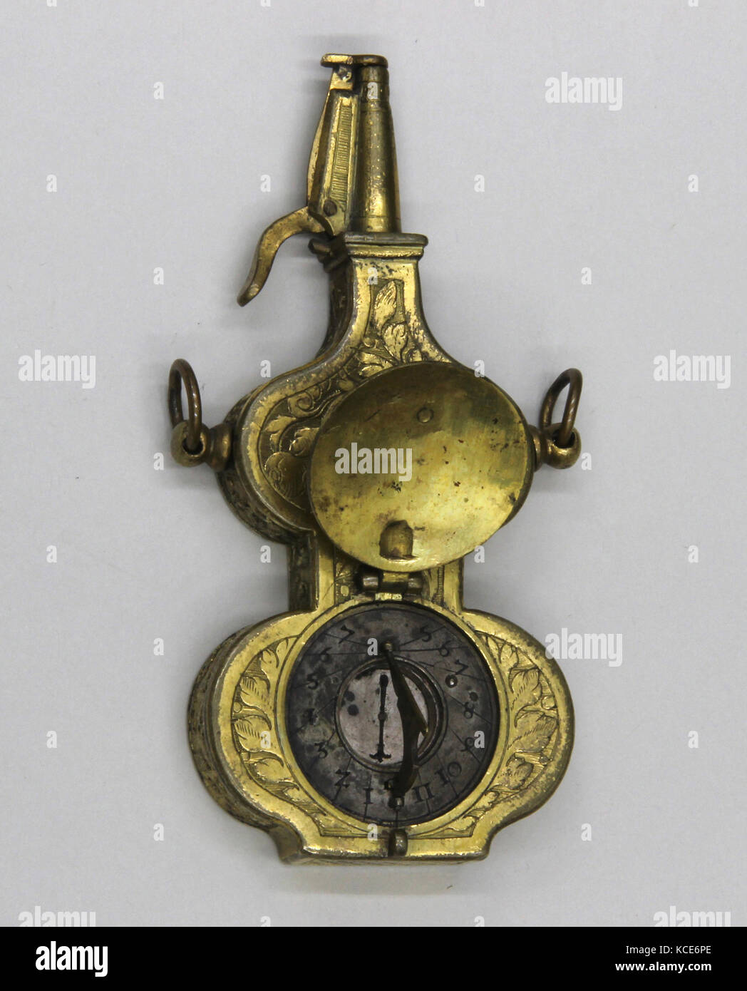 16th century compass hi-res stock photography and images - Alamy