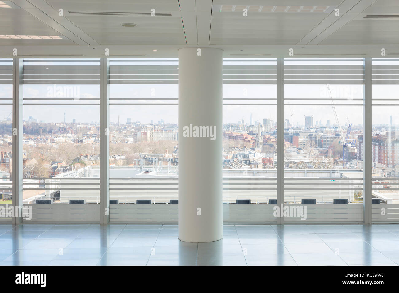 Empty office interior hi-res stock photography and images - Alamy