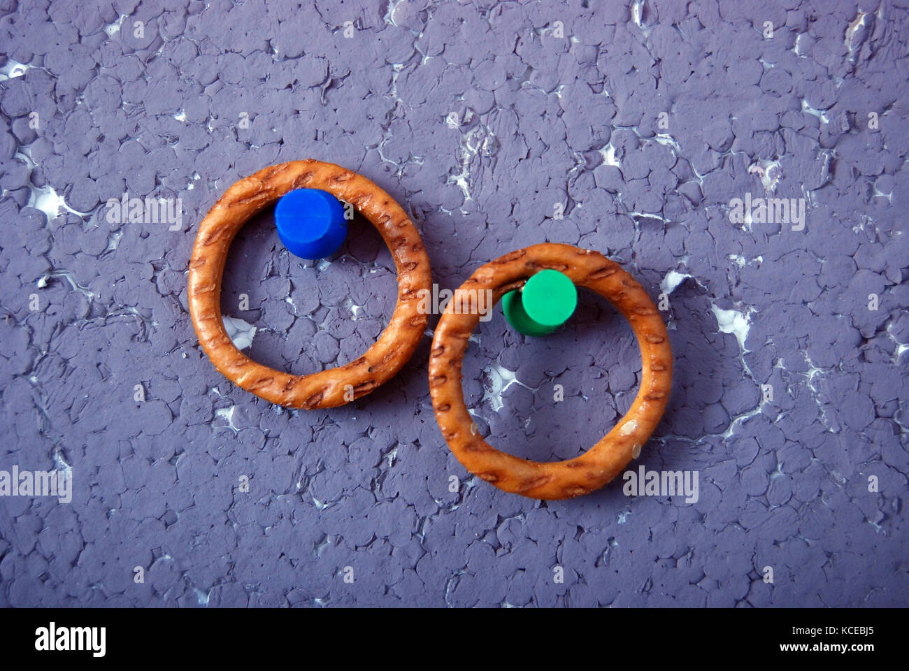 Picture of a ring crackers on a blue background Stock Photo - Alamy