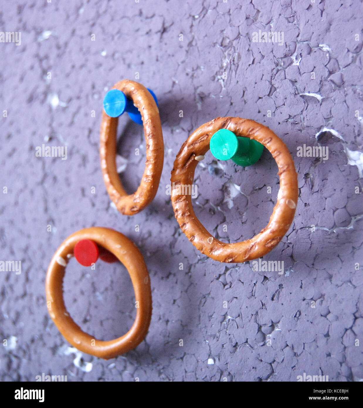 Picture of a ring crackers on a blue background Stock Photo - Alamy