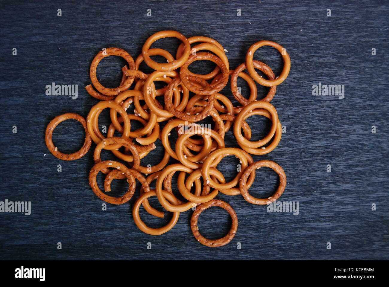 Picture of a ring crackers on a blue background Stock Photo - Alamy