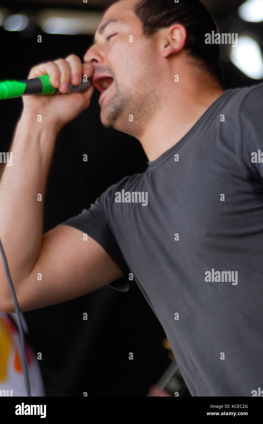 Jeffrey Moreira of Poison the Well performs at the 2007 Vans Warped Tour at the Coors ...