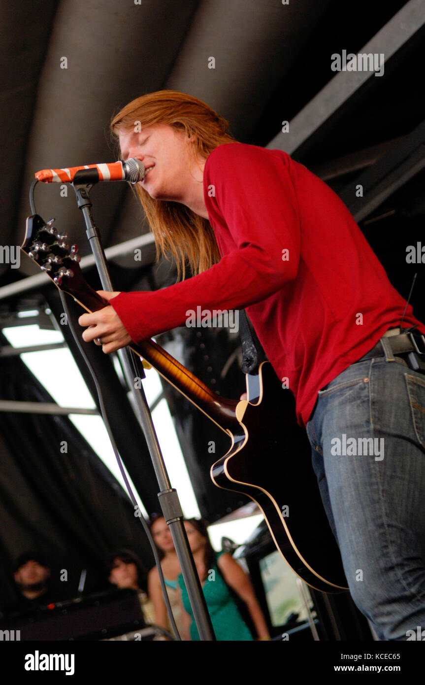 Aaron Gillespie of The Almost performs at the 2007 Vans Warped Tour at ...