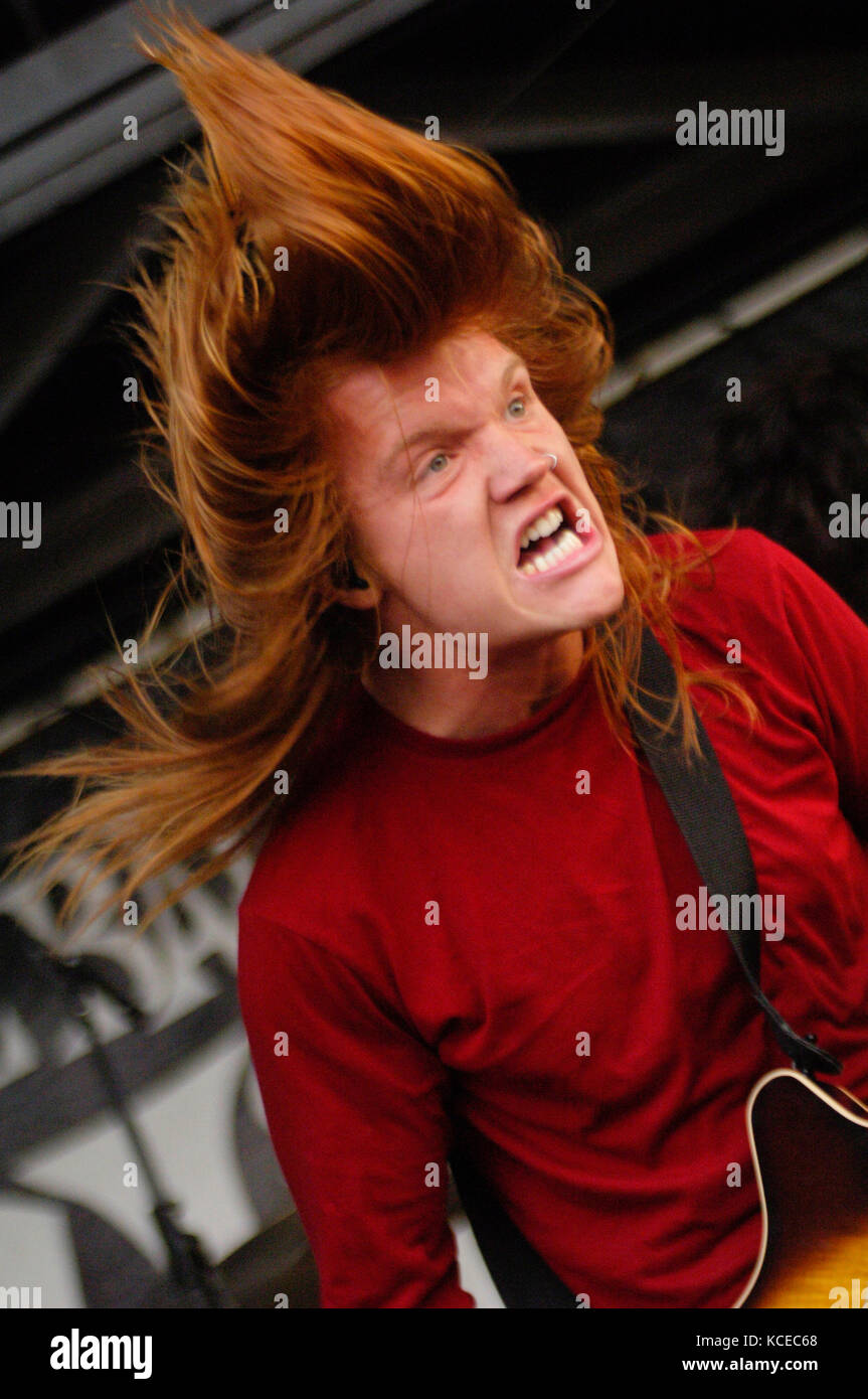 Aaron Gillespie of The Almost performs at the 2007 Vans Warped Tour at ...