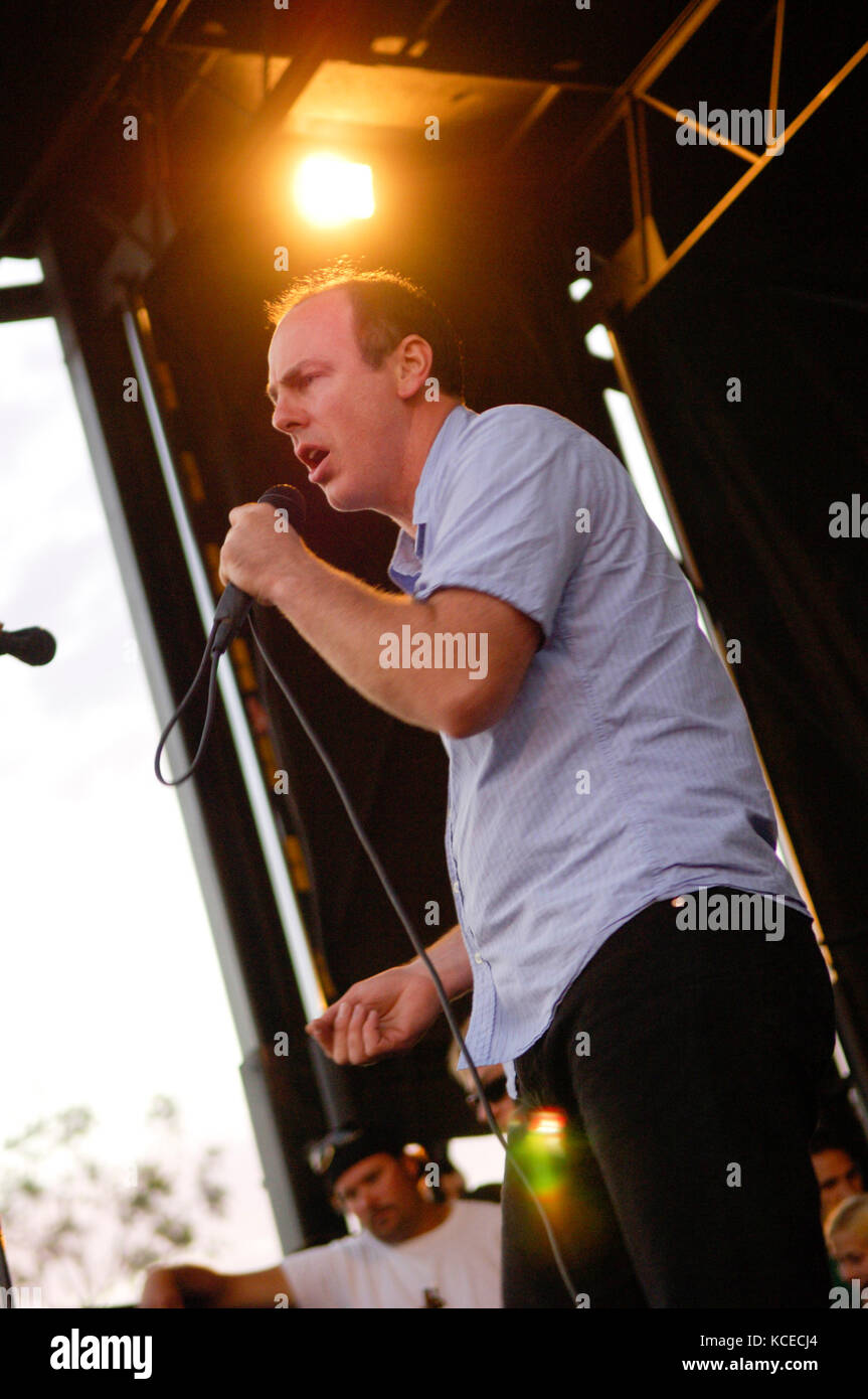 Greg Graffin of Bad Religion performs at the 2007 Vans Warped Tour at ...