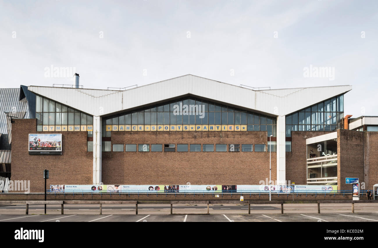 Coventry sports and leisure centre hi-res stock photography and images ...