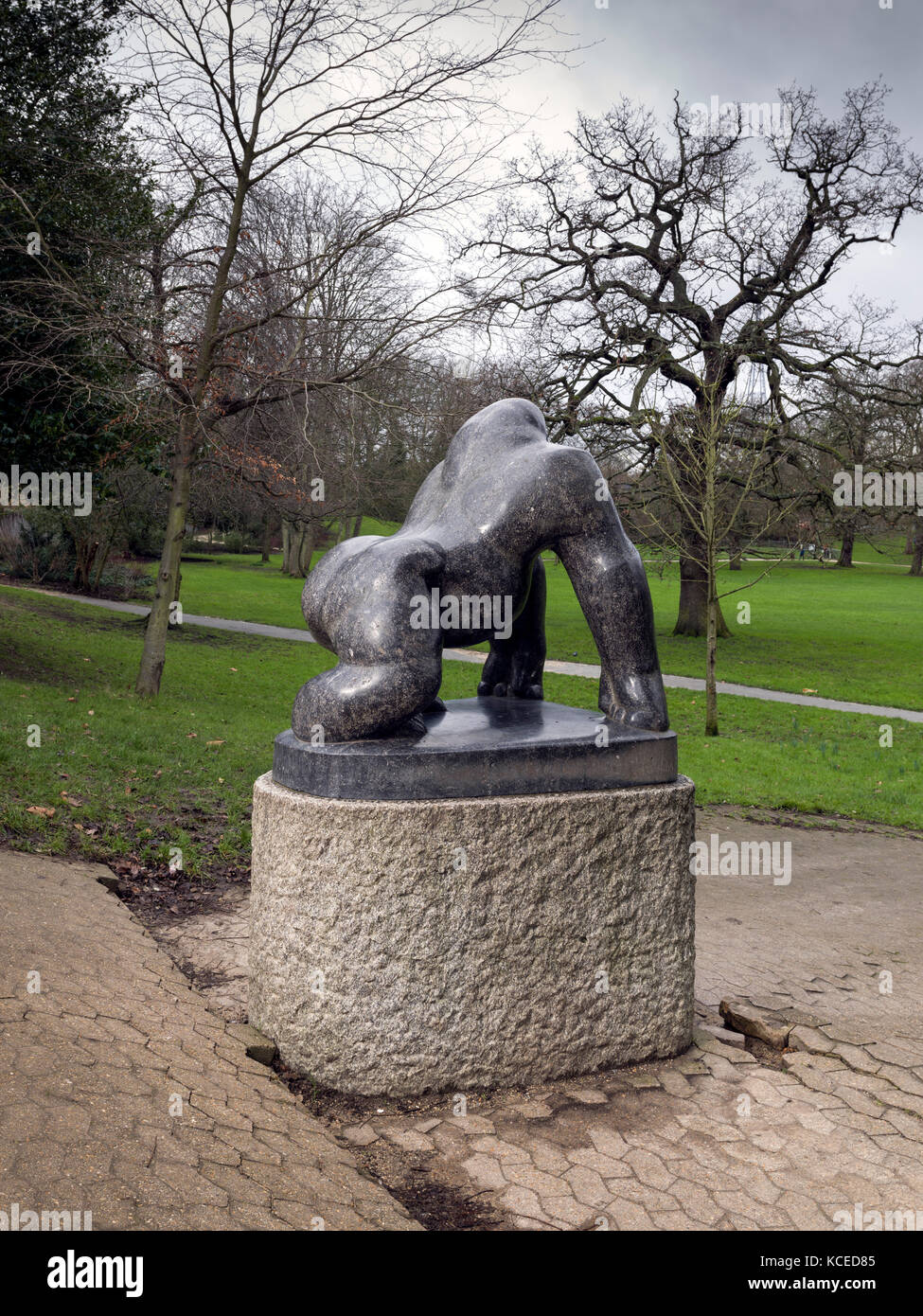 David wynne sculpture hi-res stock photography and images - Alamy