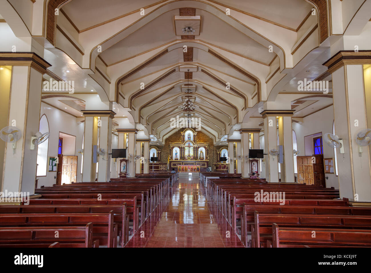Sep 21,2017 looking around inside Our Lady of the Immaculate Conception ...