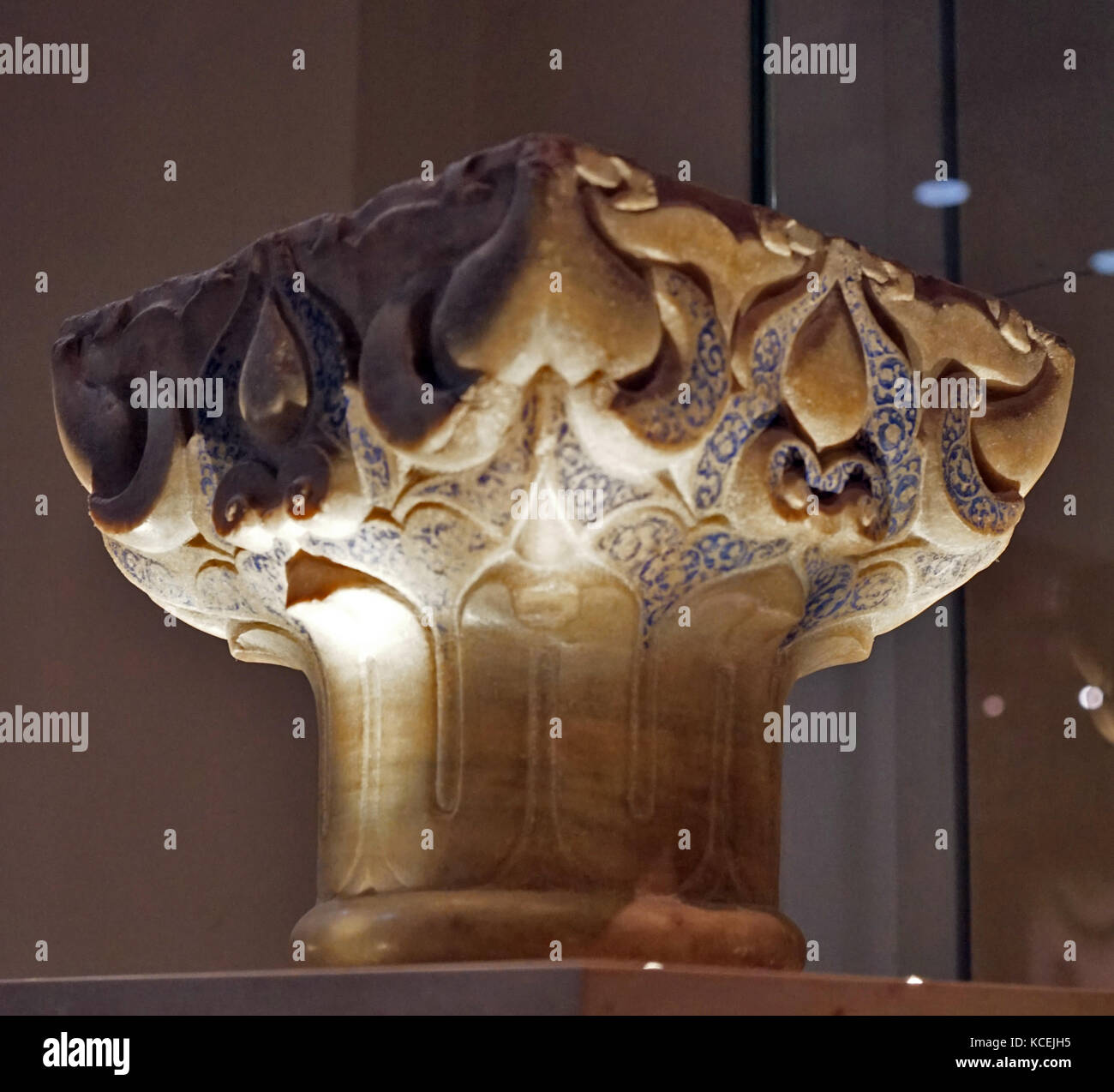 Islamic architecture: Capital from a column or pillar, with Realistic ...