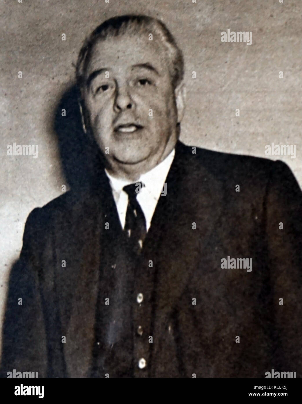 Sir russell vick hi-res stock photography and images - Alamy