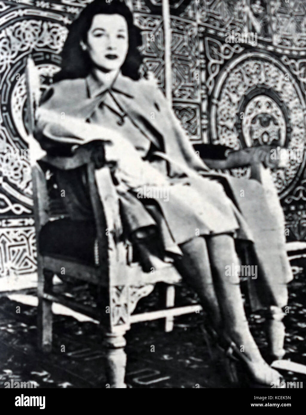 Photographic portrait of Empress Fawzia Fuad of Egypt (1921-2013) Queen ...