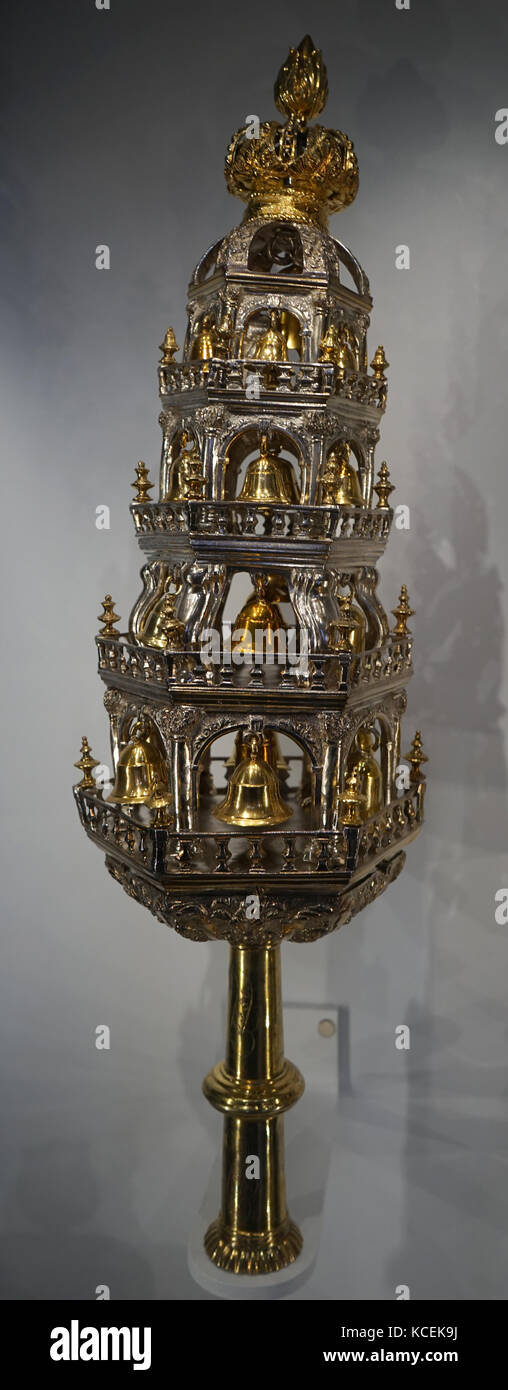 Gold Torah Crown which is thought to have come from the court of the ...